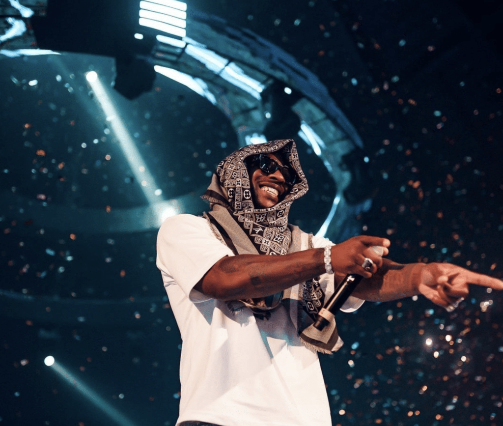 Create a new dimension in clubbing! - Cybermotion